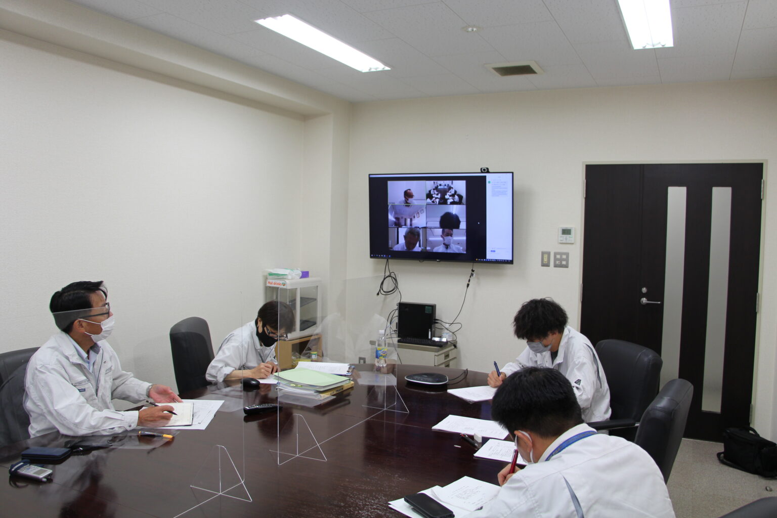 2022年度 第2回教育・技術小委員会を開催しました。 協同組合 関西地盤環境研究センター